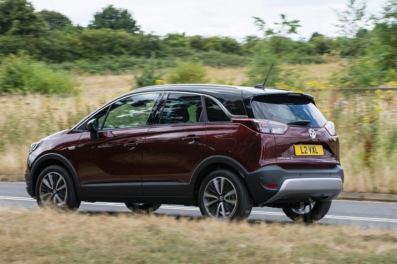 Used Vauxhall Crossland X SUV (2017 - 2020) boot space, practicality ...