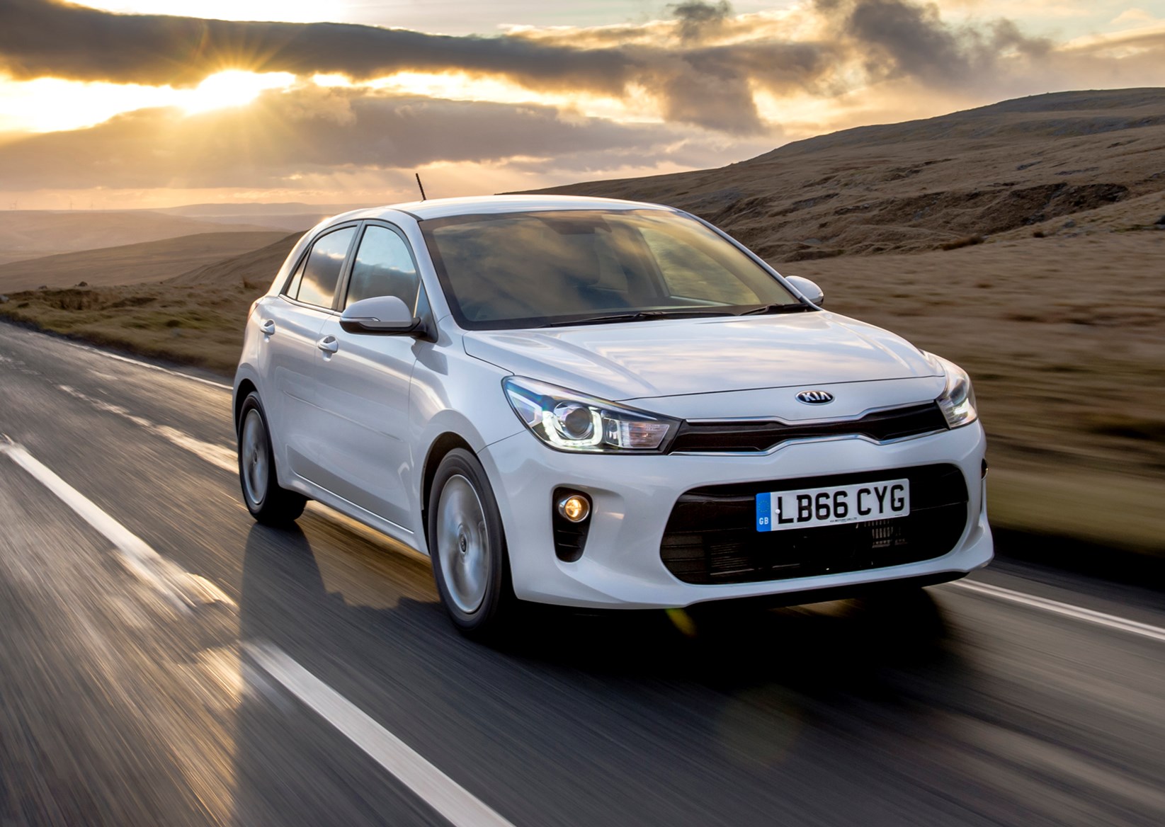 Kia Rio Review (2022) | Parkers