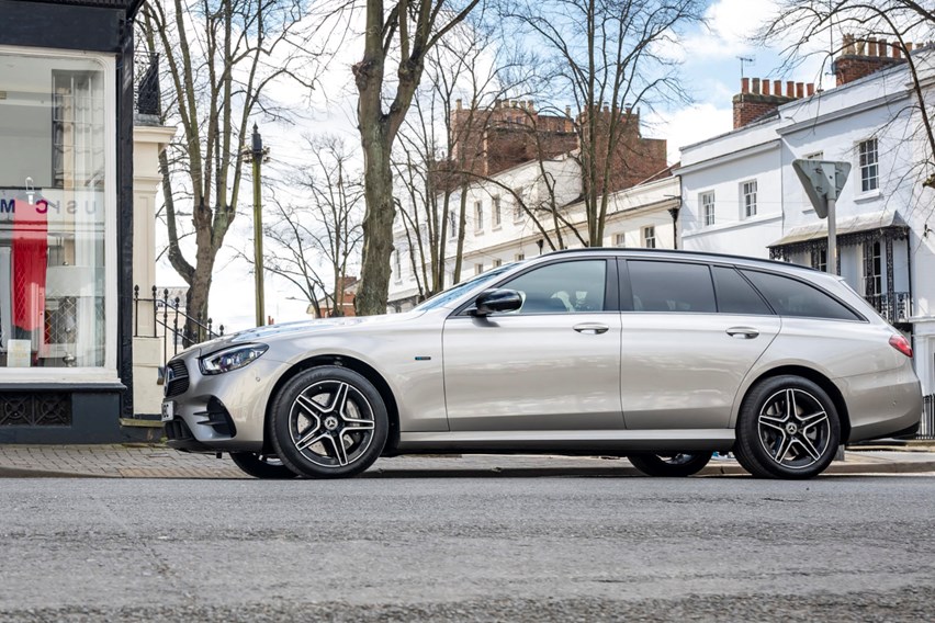 Mercedes-Benz E-Class Estate Review (2022) | Parkers