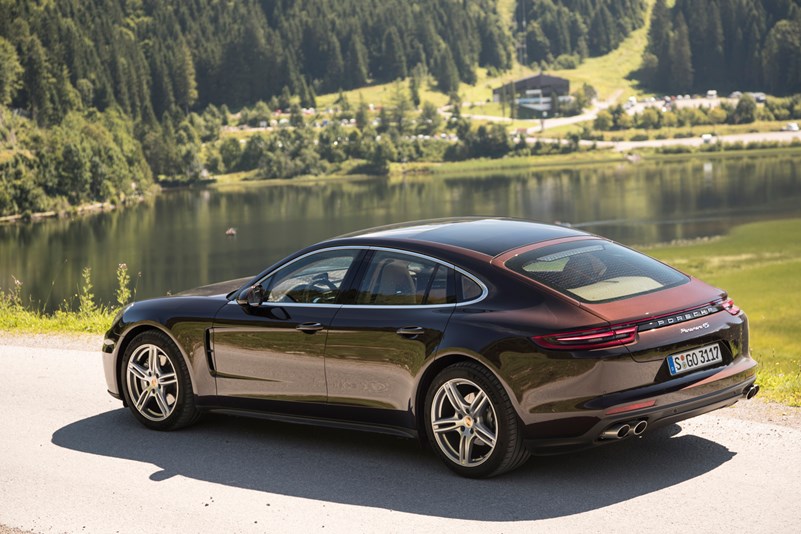 Porsche Panamera (2022) boot space, practicality and safety | Parkers