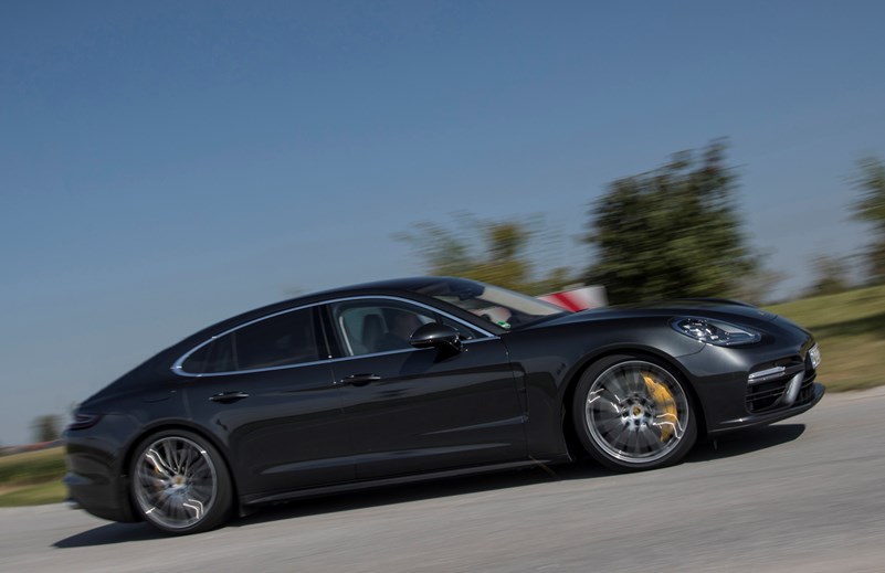 Porsche Panamera (2022) boot space, practicality and safety | Parkers