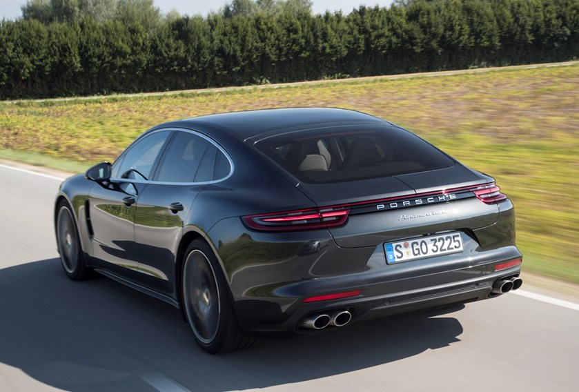Porsche Panamera (2022) boot space, practicality and safety | Parkers