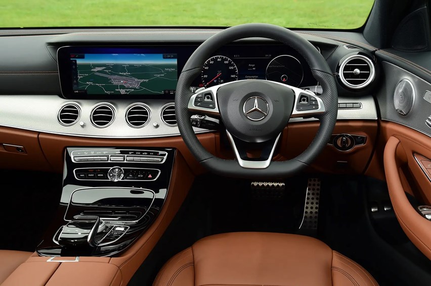 Mercedes-Benz E-Class Review (2022) | Parkers