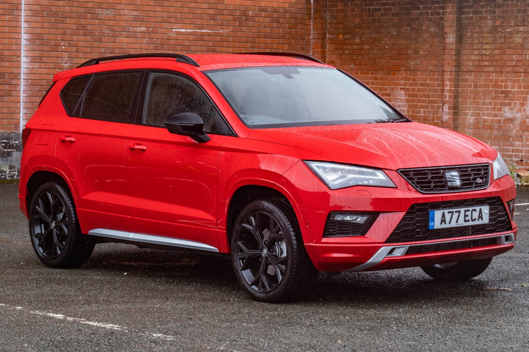 SEAT Ateca (2022) boot space, practicality and safety | Parkers
