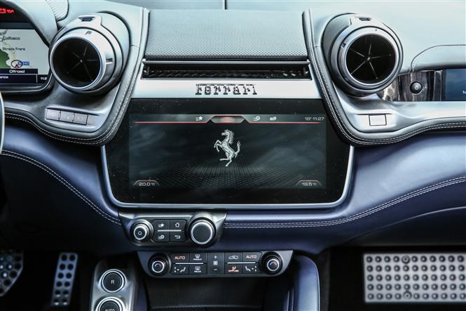 Used Ferrari GTC4Lusso Coupe (2016 - 2020) boot space, practicality and ...