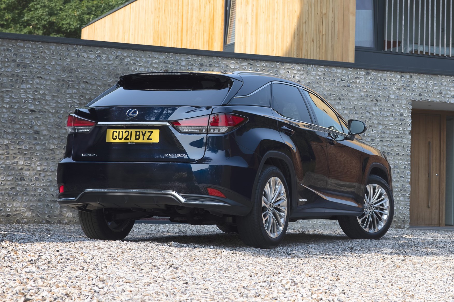 Lexus RX Review (2022) | Parkers