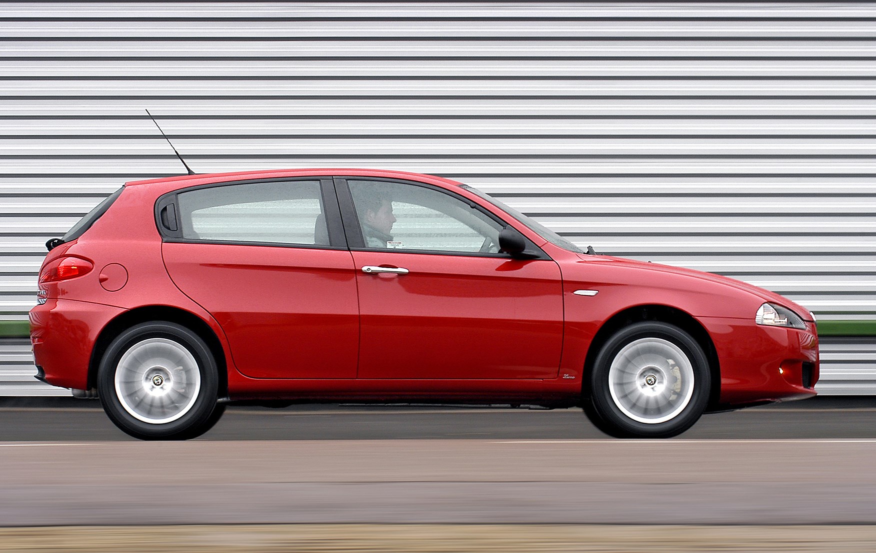 Used Alfa Romeo 147 Hatchback (2001 - 2009) Review | Parkers