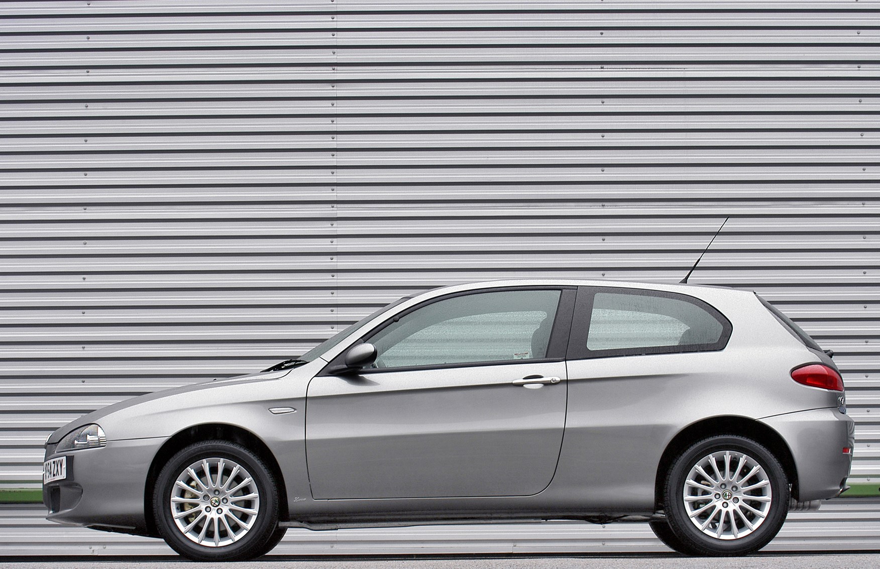 Used Alfa Romeo 147 Hatchback (2001 - 2009) Review | Parkers