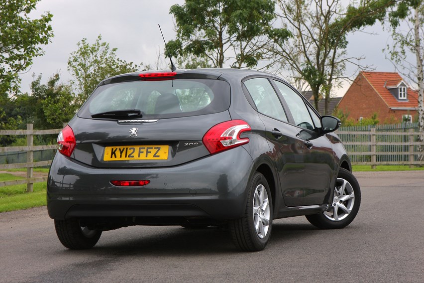 Used Peugeot 208 Hatchback (2012 - 2019) Review | Parkers