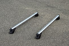 Best car roof bars for secure travel in 2025