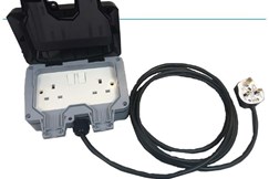 The best waterproof outdoor extension leads for car care