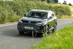 MG HS (2024) boot space & practicality