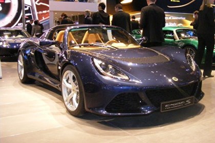 Lotus Emira specs, dimensions, facts & figures | Parkers