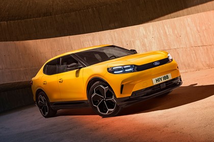 Ford Edge specs, dimensions, facts & figures