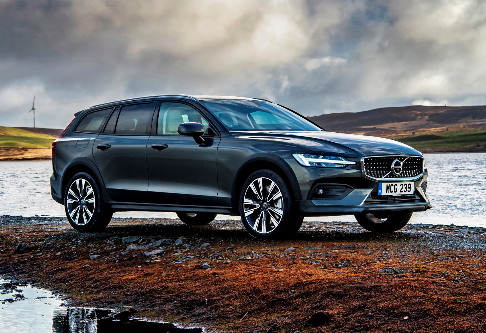 Used Volvo V60 for sale | Parkers