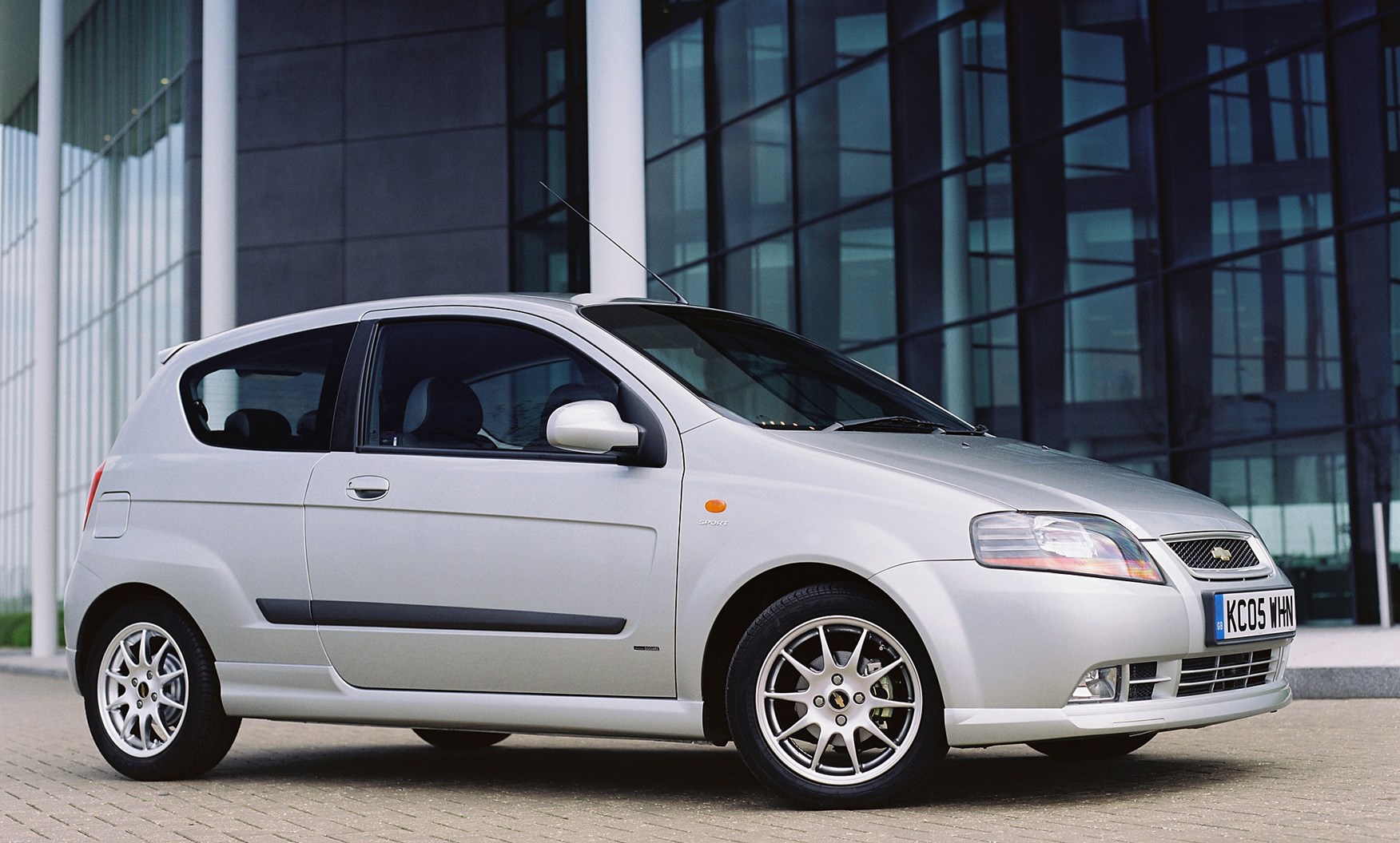 Chevrolet Kalos Hatchback (2005 - 2008) Photos | Parkers