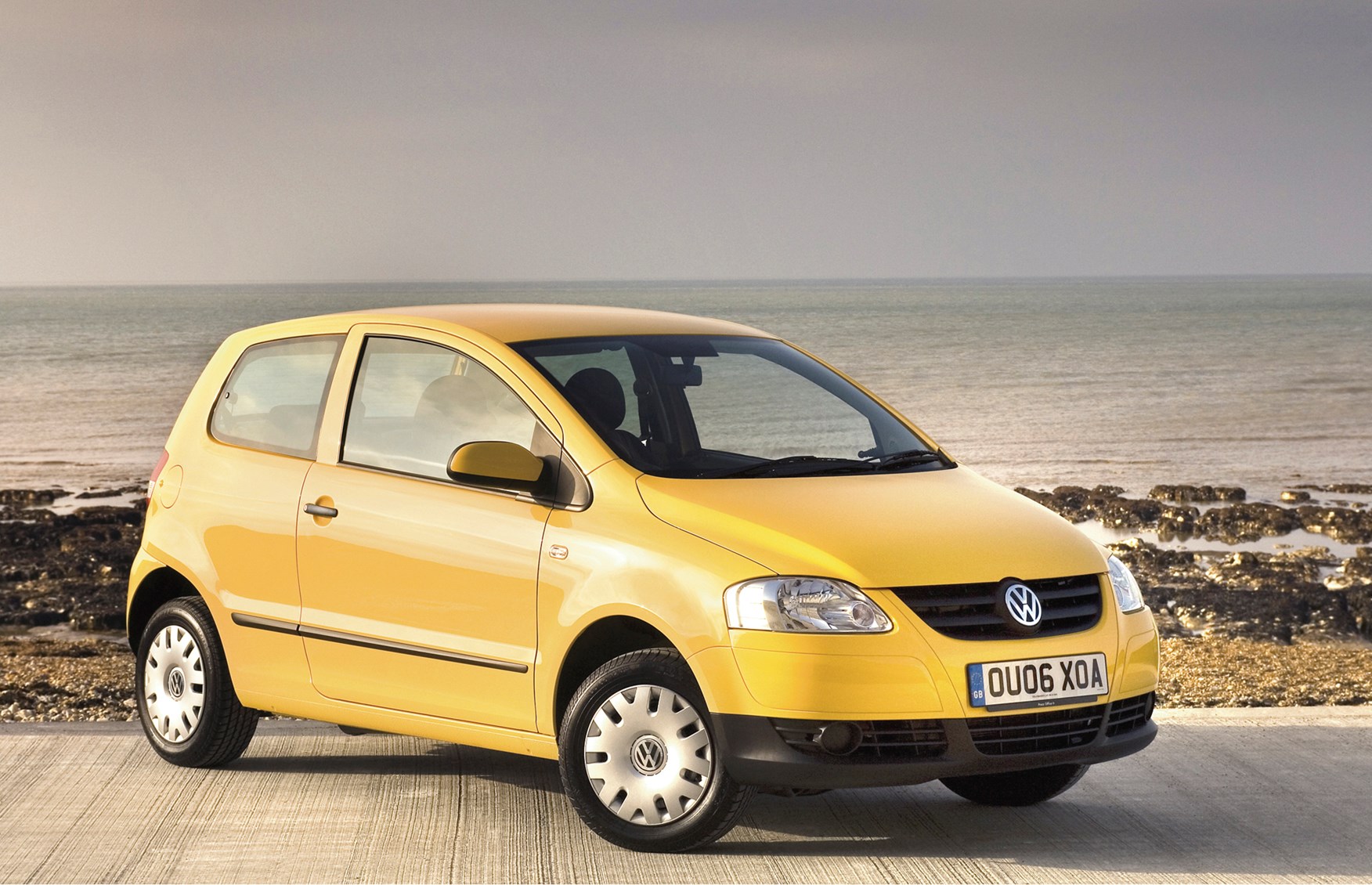 Volkswagen Fox Hatchback (2006 - 2012) Photos | Parkers