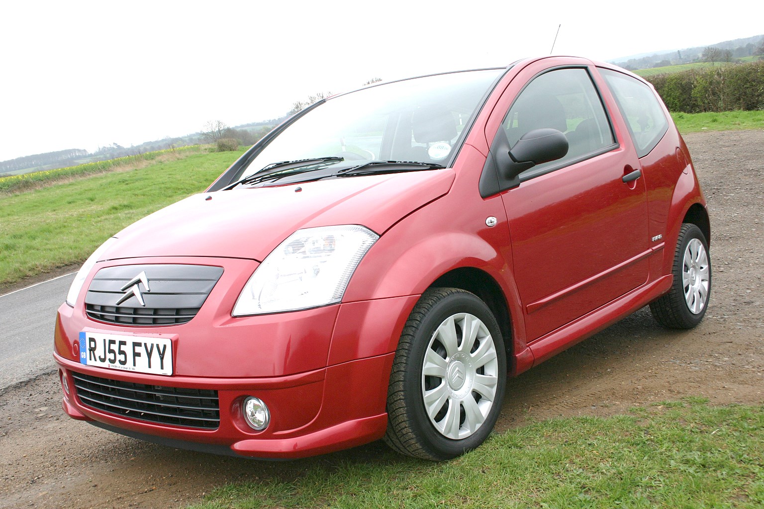 Citroën C2 Hatchback (2003 - 2009) Photos | Parkers