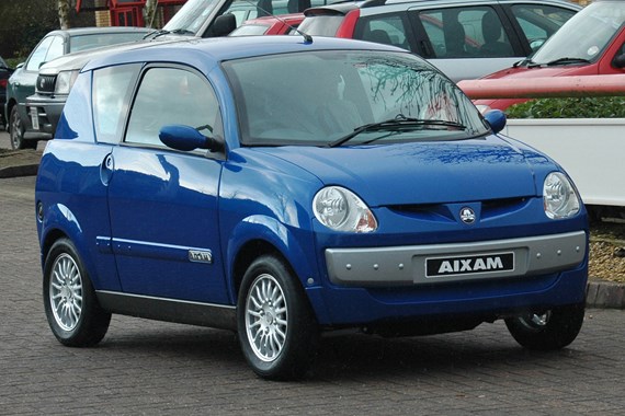 Aixam A751 Hatchback Superlux 3d Auto specs & dimensions | Parkers