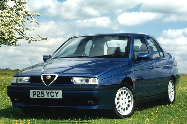 Alfa Romeo 155 Saloon (from 1992) used prices | Parkers