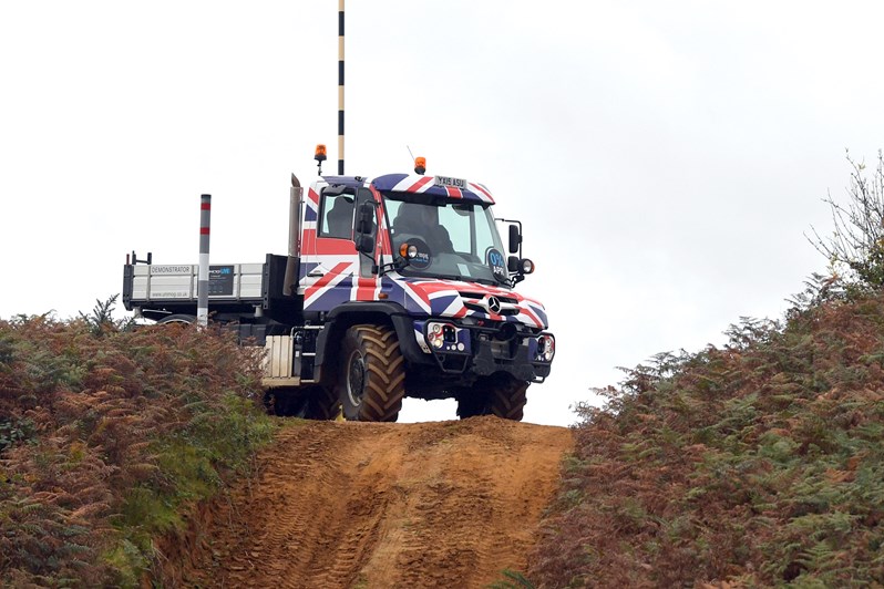 Mercedes-Benz Unimog: review, specs and details
