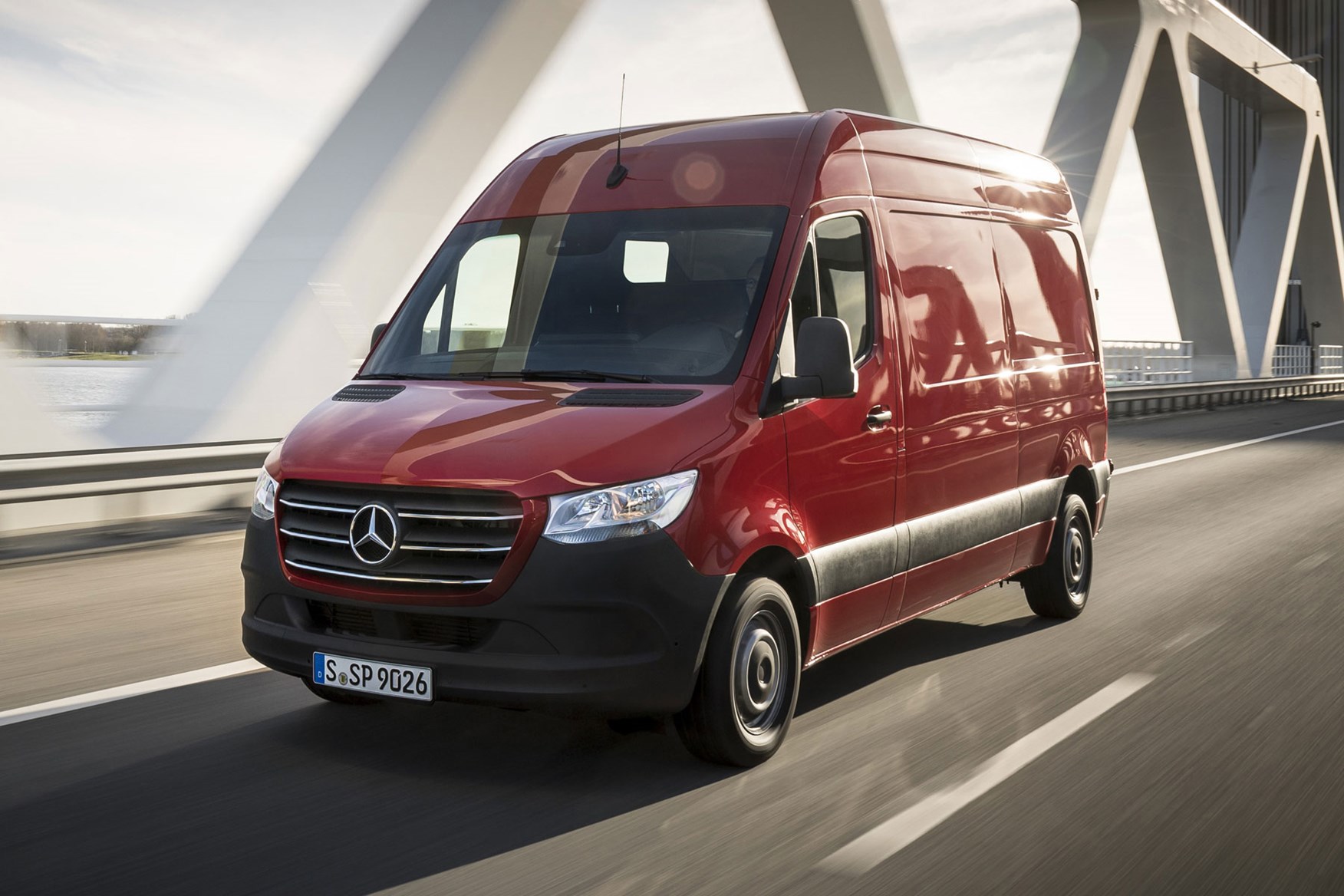 Mercedes Sprinter 2018 news | Parkers