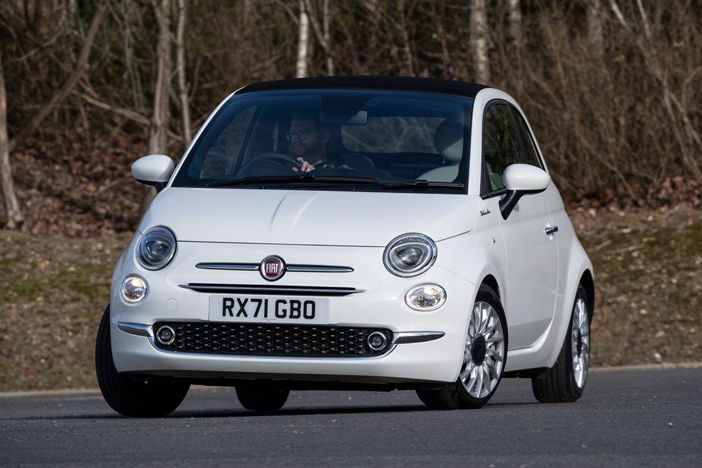Fiat 500 review: charming city car with a dash of Italian chic | Parkers