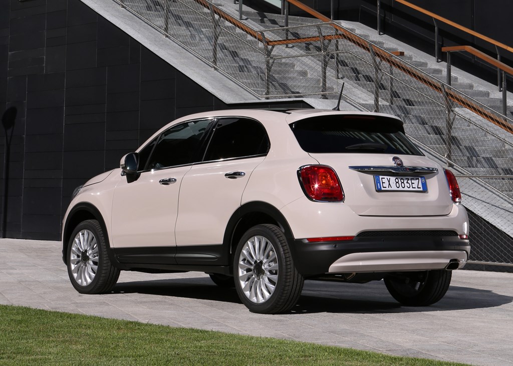 Used Fiat 500X 4x4 (2015 - 2024) boot space & practicality
