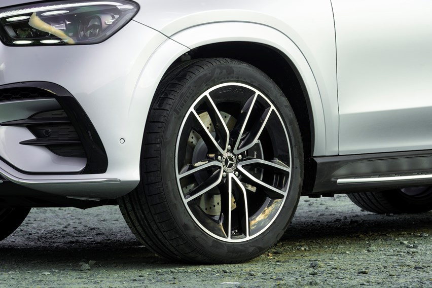 Mercedes-Benz GLE (2025) boot space & practicality