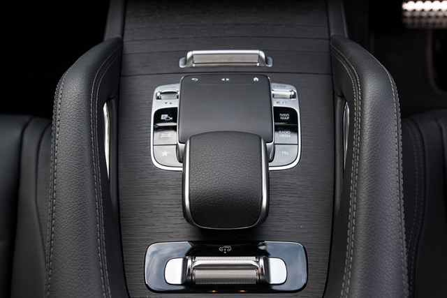 Mercedes-Benz GLE (2025) boot space & practicality