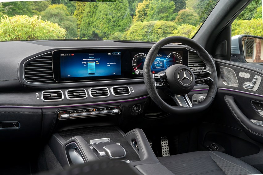 Mercedes-Benz GLE (2025) boot space & practicality
