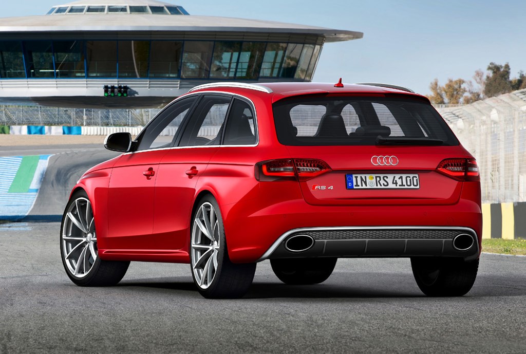 Used Audi A4 RS4 Avant (2012 - 2015) boot space & practicality