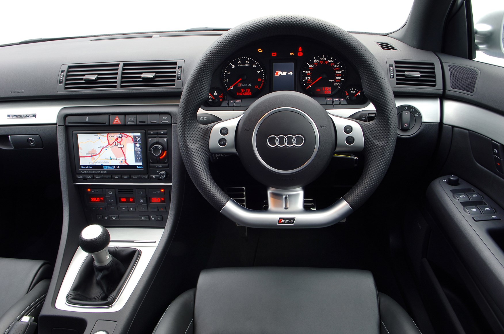 Used Audi A4 RS4 (2005 - 2008) interior