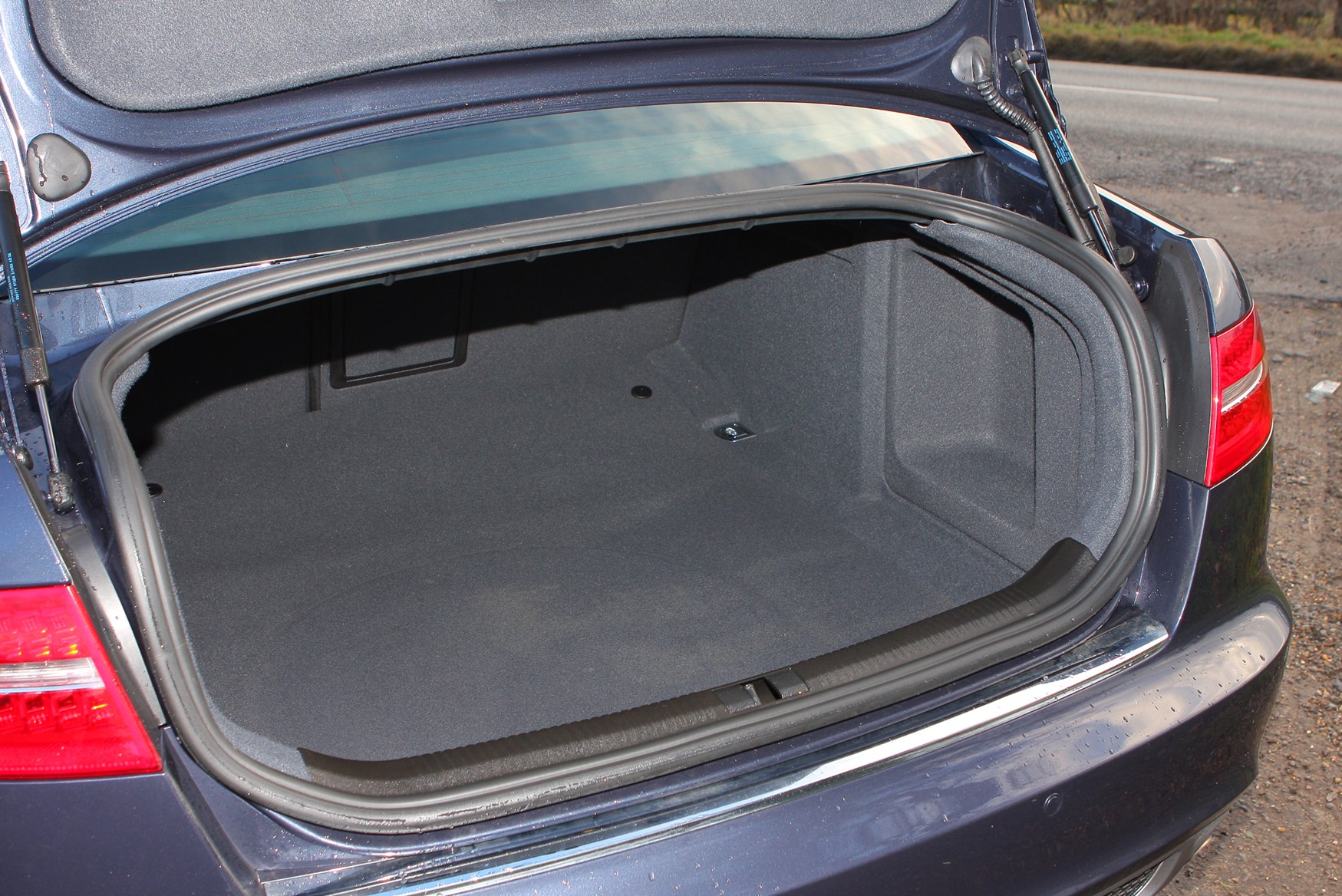 Used Audi A6 Saloon (2004 - 2011) boot space & practicality