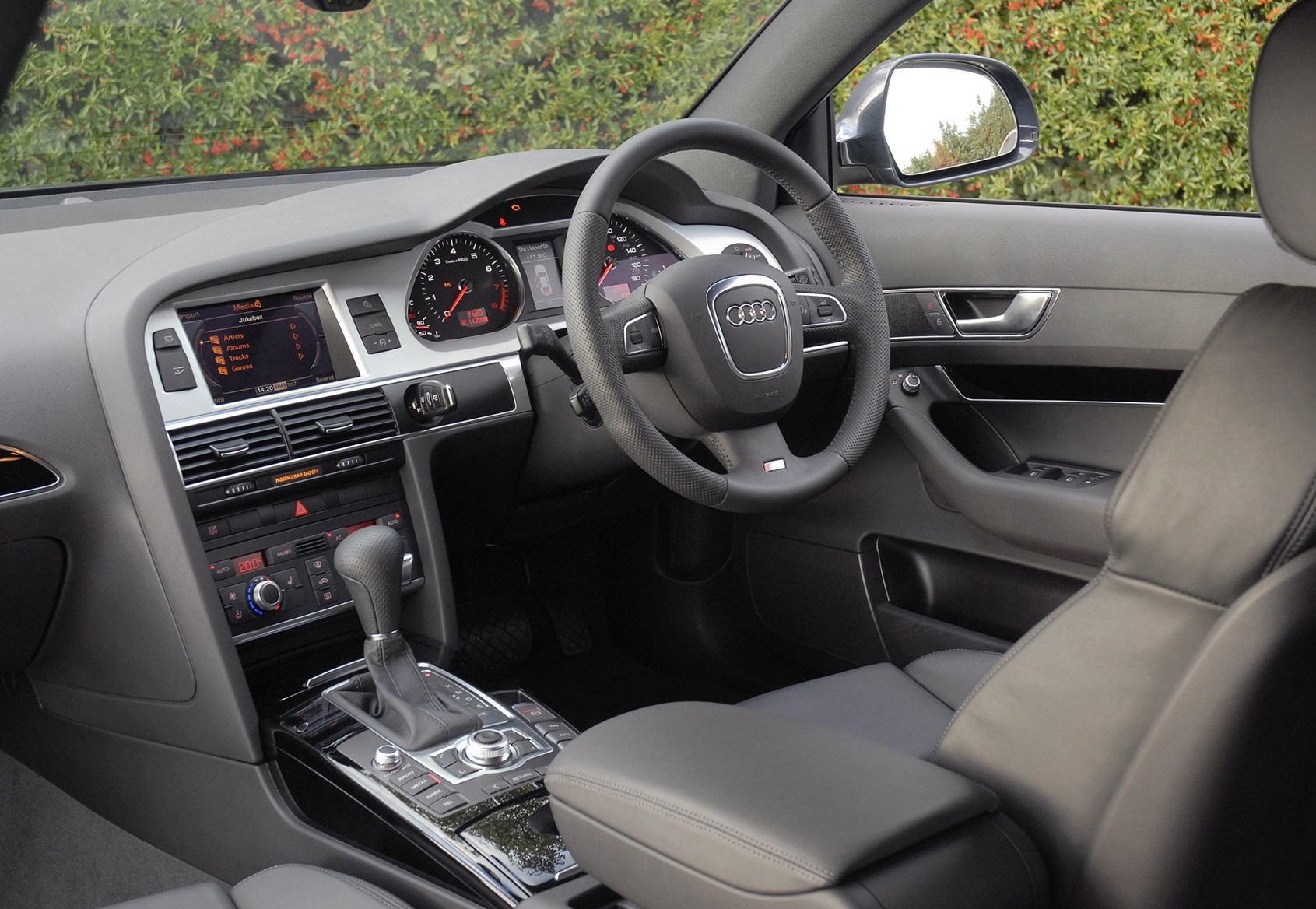 Used Audi A6 Saloon (2004 - 2011) interior