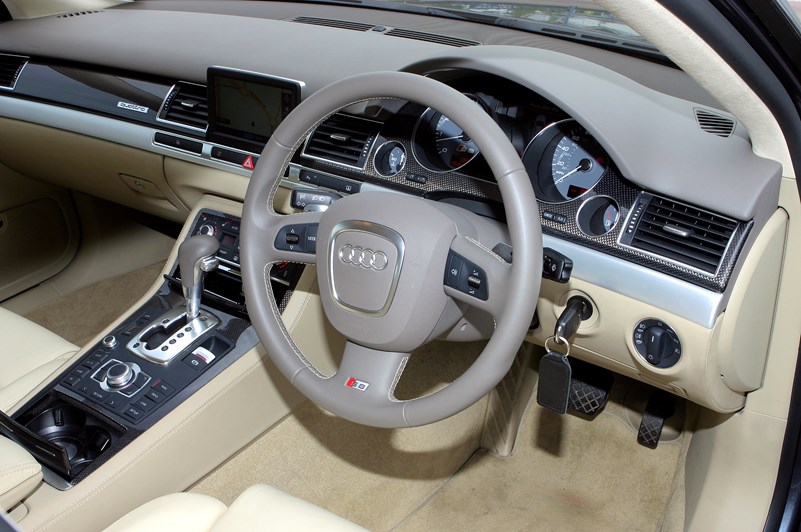 Used Audi A8 S8 (2006 - 2011) interior