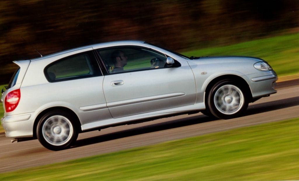 Used Nissan Almera Hatchback (1995 - 2000) Review