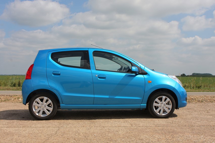 Used Suzuki Alto Hatchback (2009 - 2014) Review