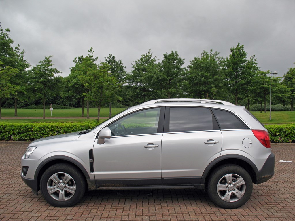 Used Vauxhall Antara Station Wagon (2007 - 2015) Review