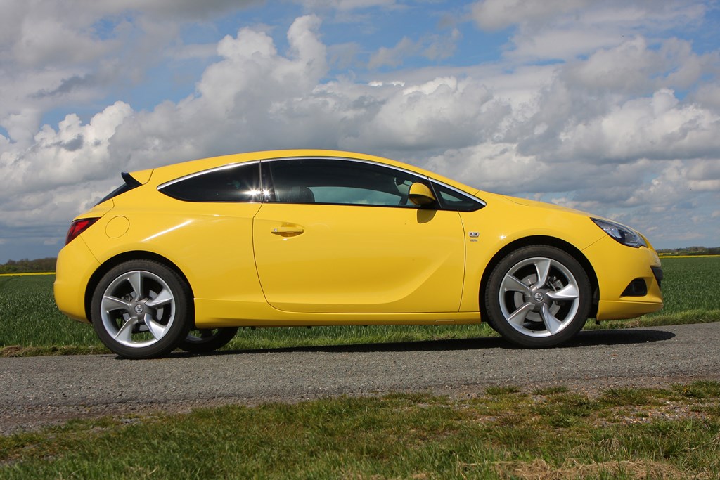 Used Vauxhall Astra GTC Coupe (2011 - 2018) Review
