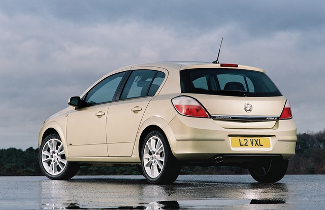 Used Vauxhall Astra Hatchback (2004 - 2010) Review