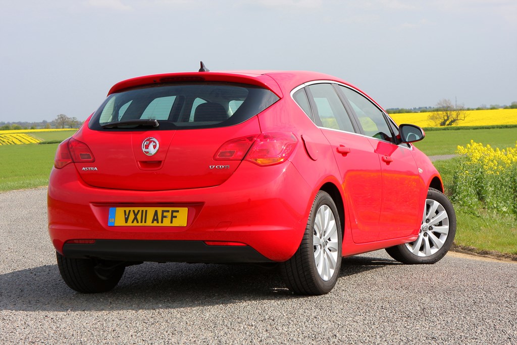 Used Vauxhall Astra Hatchback (2009 - 2015) Review