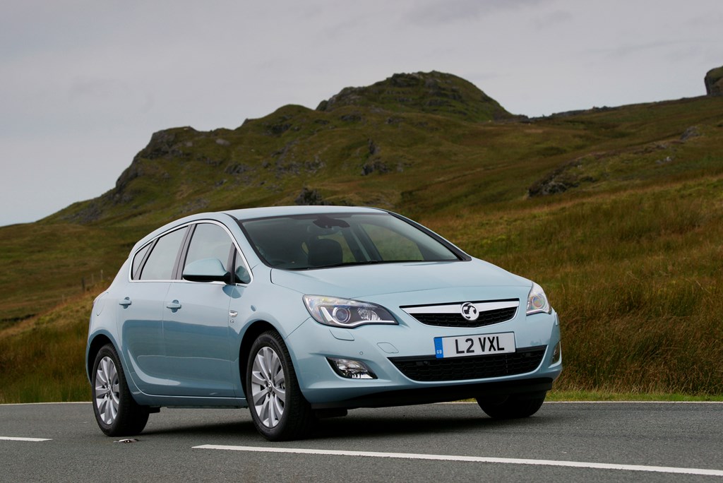 Used Vauxhall Astra Hatchback (2009 - 2015) Review