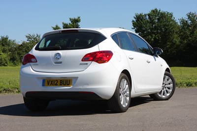Used Vauxhall Astra Hatchback (2009 - 2015) Review