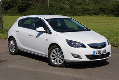 Used Vauxhall Astra Hatchback (2009 - 2015) Review