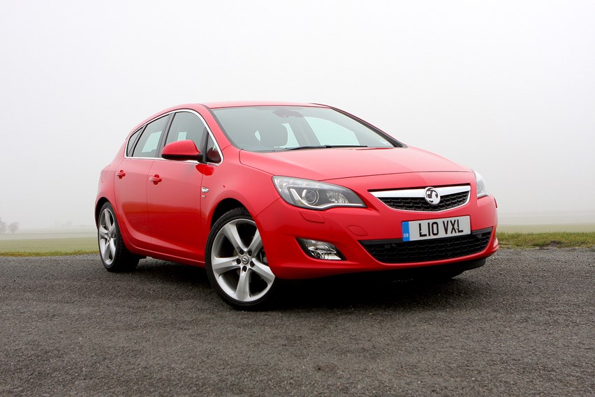 Used Vauxhall Astra Hatchback (2009 - 2015) Review