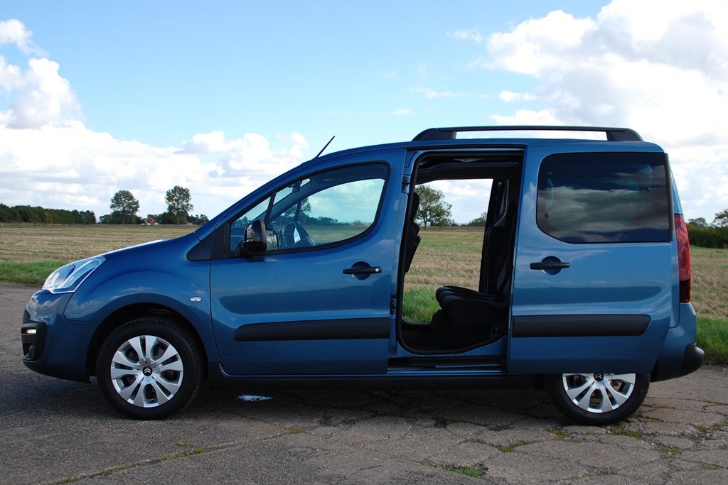 Used Citroën Berlingo Multispace Estate (2008 - 2018) boot space ...