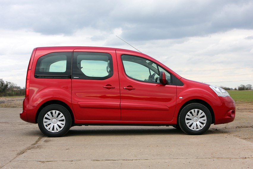 Used Citroën Berlingo Multispace Estate (2008 - 2018) boot space ...
