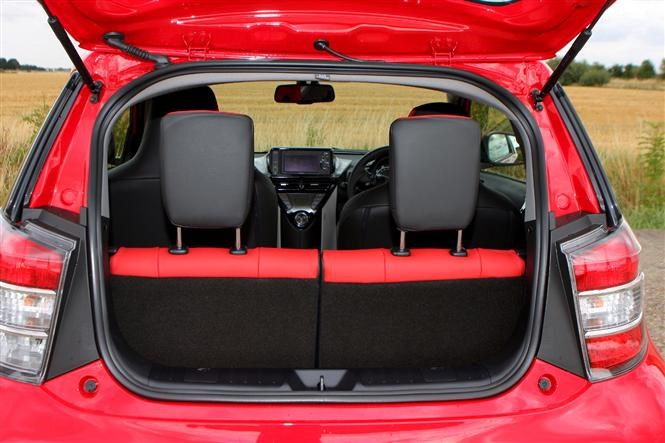 Twin Test: Ultra-compact city cars