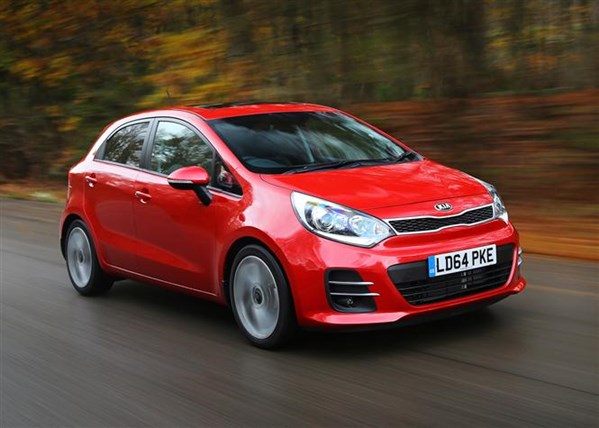 Sporty bumpers and more kit for 2015 Kia Rio